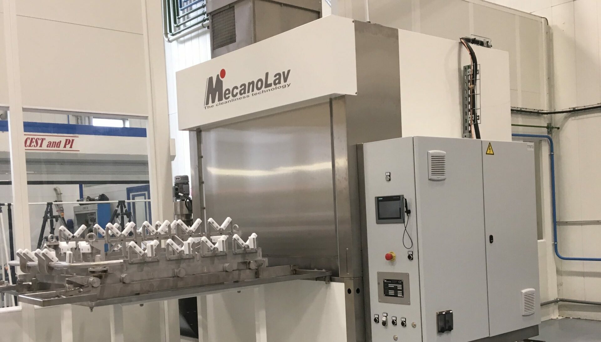 MAXIMA • Cleaning of heavy and large parts • Mecanolav